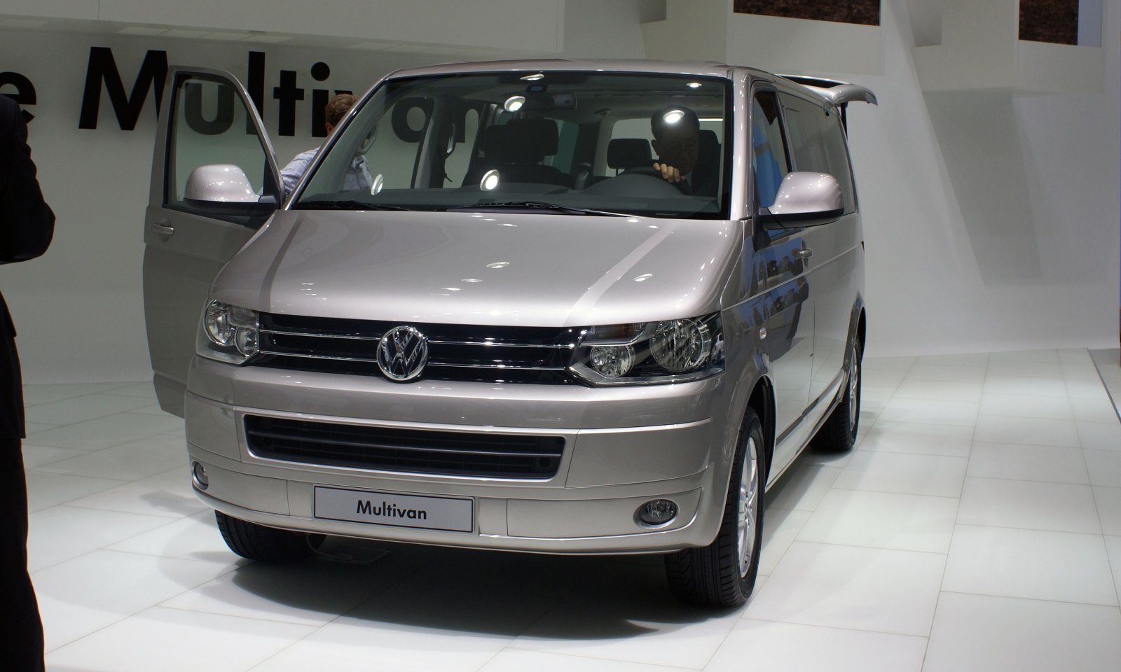 Volkswagen Multivan technical specifications and fuel economy